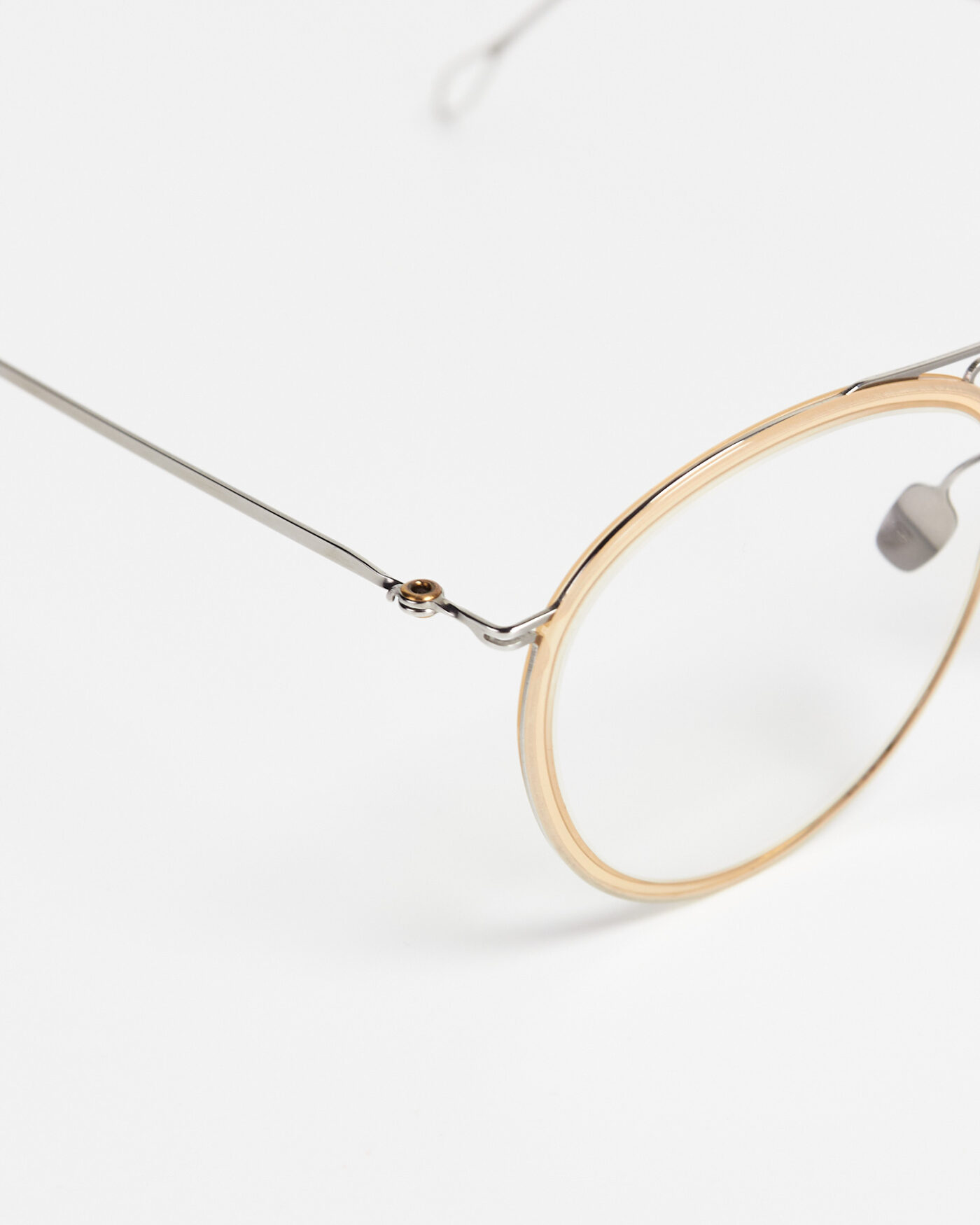 Haffmans & Neumeister Harper silver soda · Hello Glasses